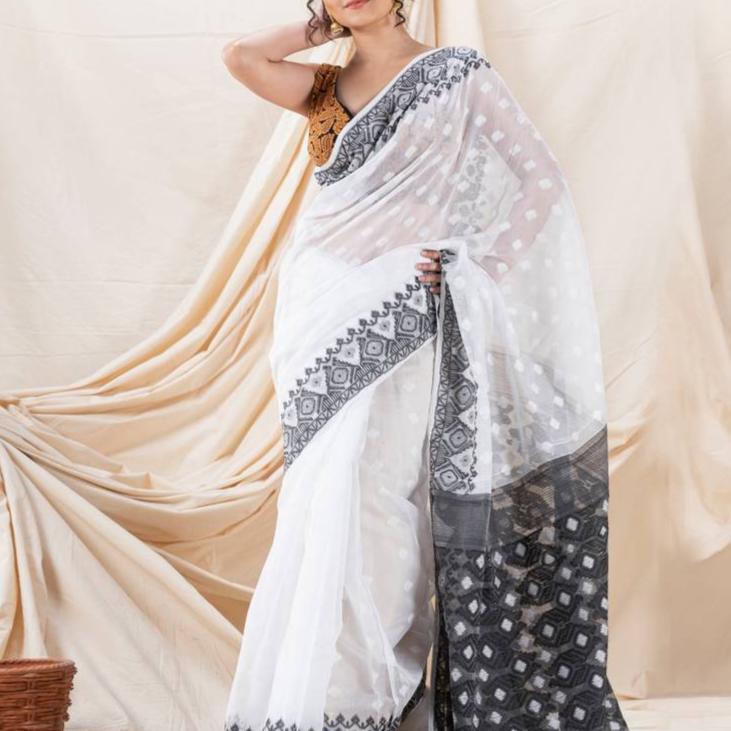 Tarina Boutique